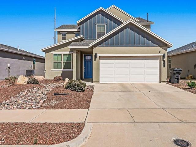 1048 Nepal Sky St, Horizon City, TX 79928