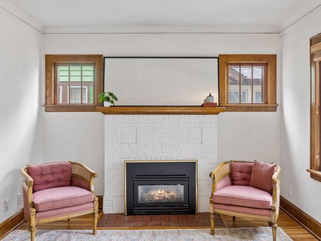 1048 Ottawa Avenue