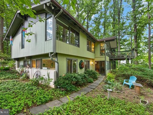 1048 Beaumont Rd, Berwyn, PA 19312