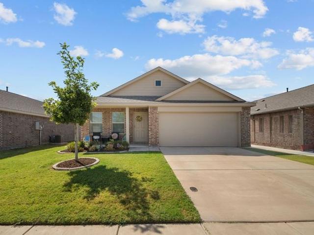 1048 Crestview Dr, Hutchins, TX 75141