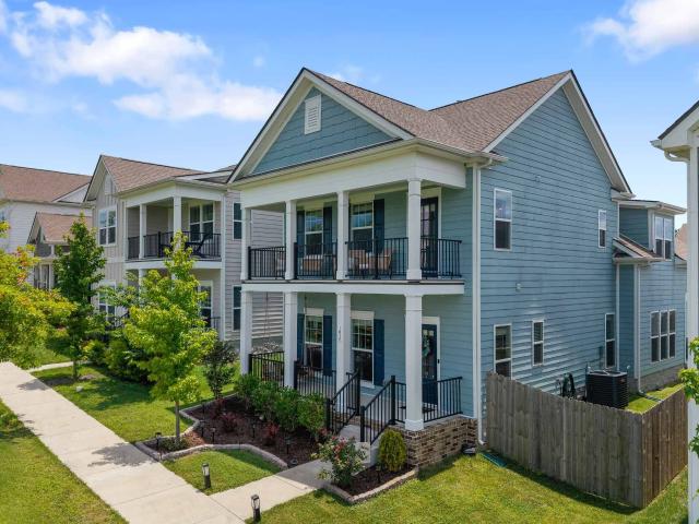 1048 Indigo Aly