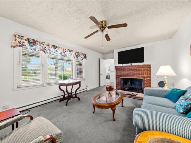 1048 Lindale Drive