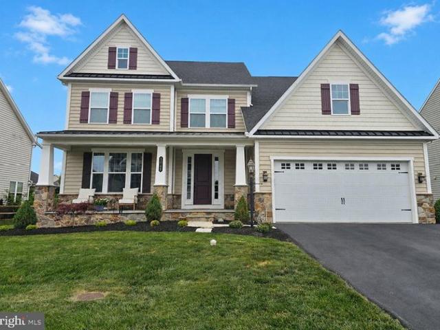 1048 Preserve Ln, West Chester, PA 19382
