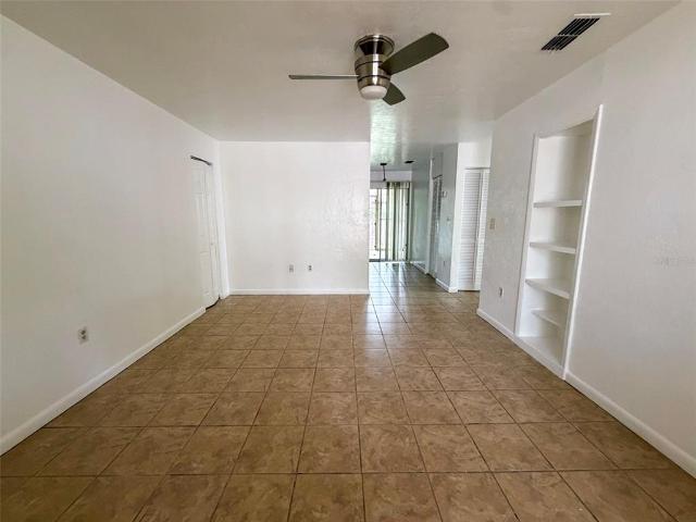 1048 SW 6th Dr, Unit B, Gainesville, FL 32601 | MLS #GC539720 | Compass