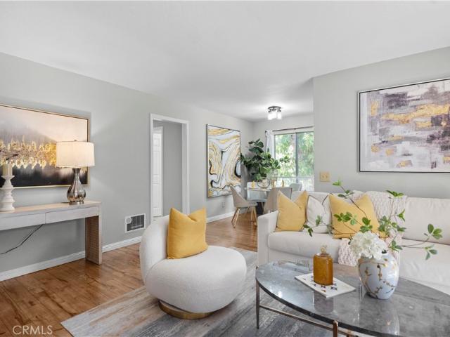 1048 S Idaho Street S 16