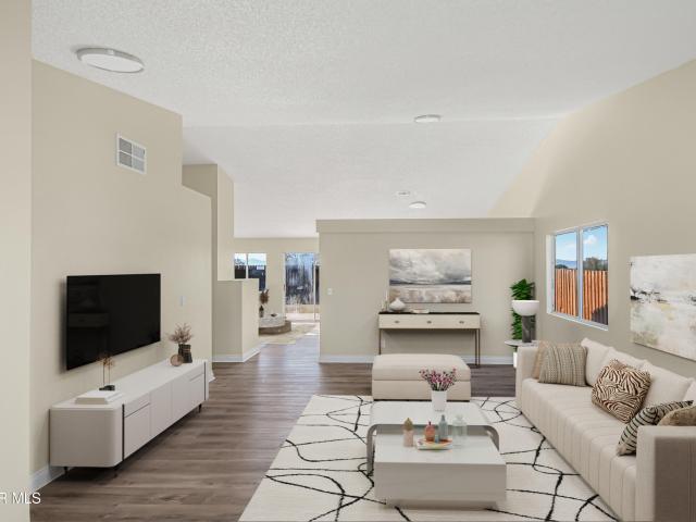 1048 Sequoia Ln, Rosamond, CA 93560 | MLS #26002 | Compass