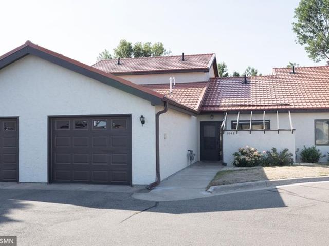 1048 th Ave NE, Blaine, MN 55434