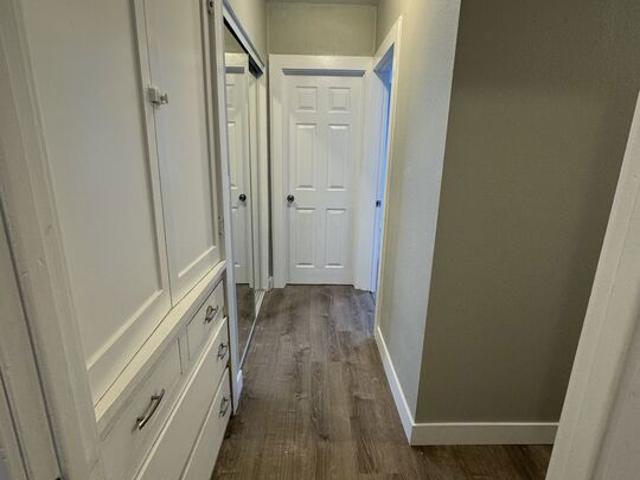 1048 W 62nd Street