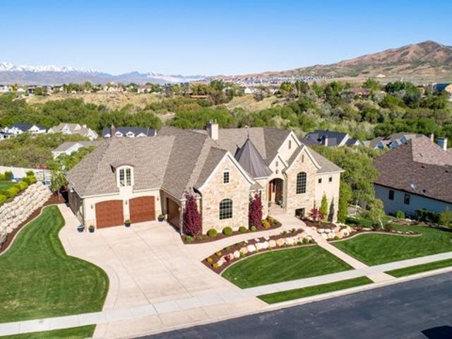 10493 N Iverson Ln, Highland, UT 84003