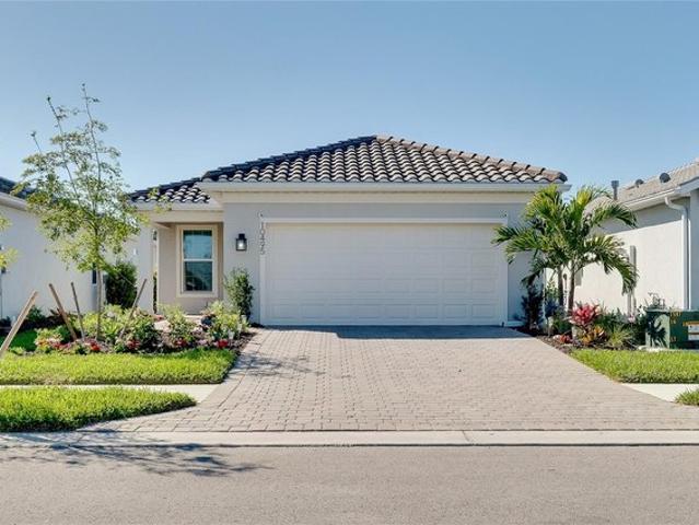 10495 Abaco Falls Dr, Englewood, FL 34223