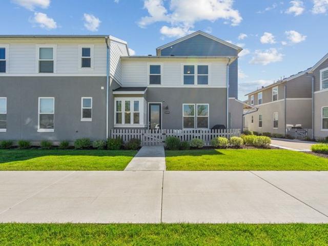 10499 S Liv Way, South Jordan, UT 84009