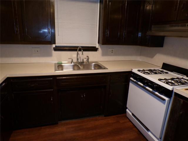 1049 NW 22nd Street