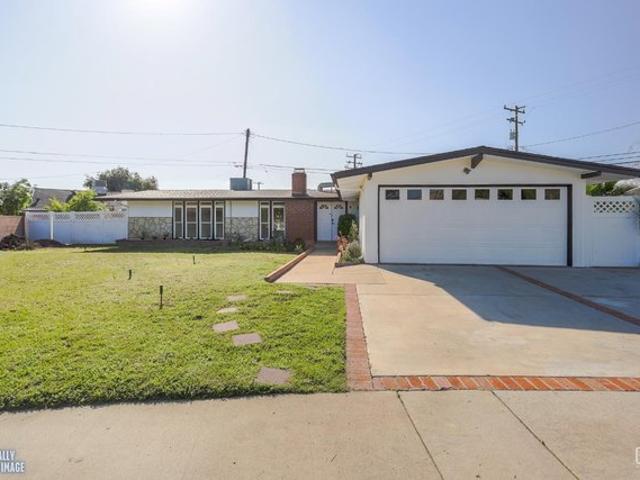 1049 N Macneil St, San Fernando, CA 91340