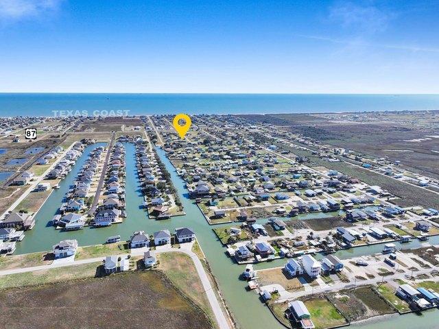 1049 N Sage Rd, Port Bolivar, TX 77650