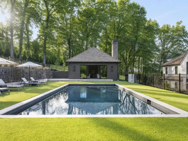 1049 Overton Lea Rd
