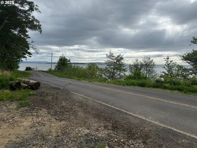 1049 Altoona Pillar Rock Rd, Rosburg, WA 98643 | MLS #503469 | Compass
