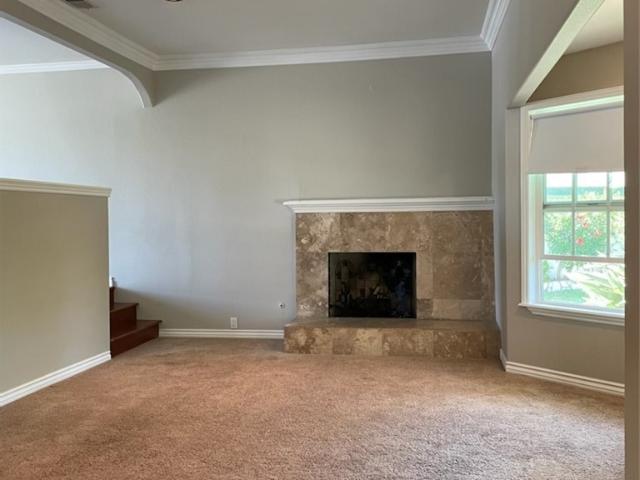 1049 Evergreen Court
