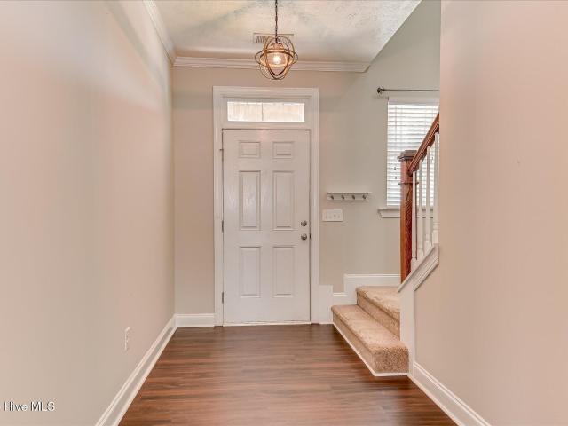 1049 Glenhaven Drive