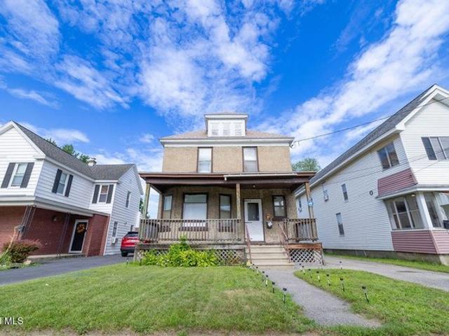 1049 Hegeman St, Schenectady, NY 12306