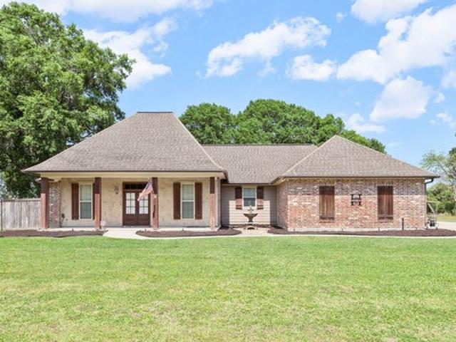 1049 Honey Comb Dr, Cade, LA 70519