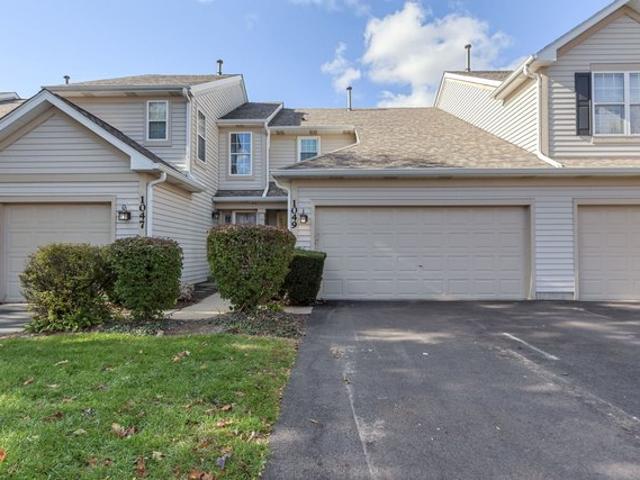 1049 Horizon Rdg, Lake in the Hills, IL 60156