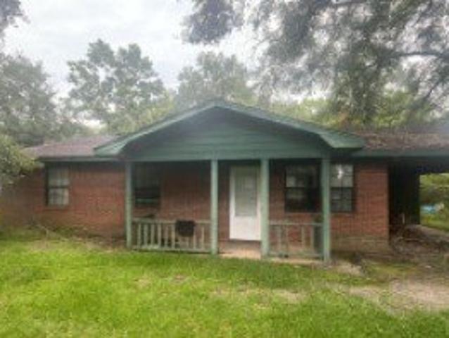 1049 S Plum St, Coolidge, GA 31738