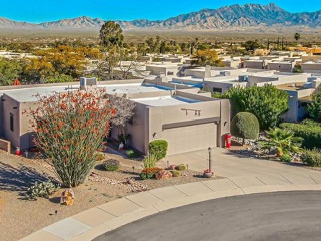 1049 W Placita Refinada, Green Valley, AZ 85614