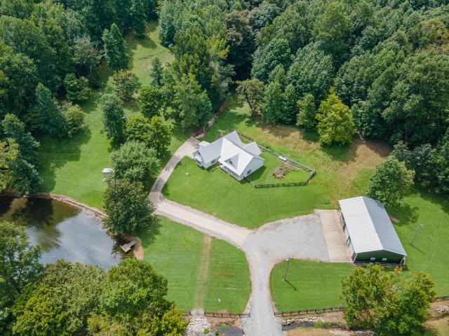 1049 Williams Hollow Rd