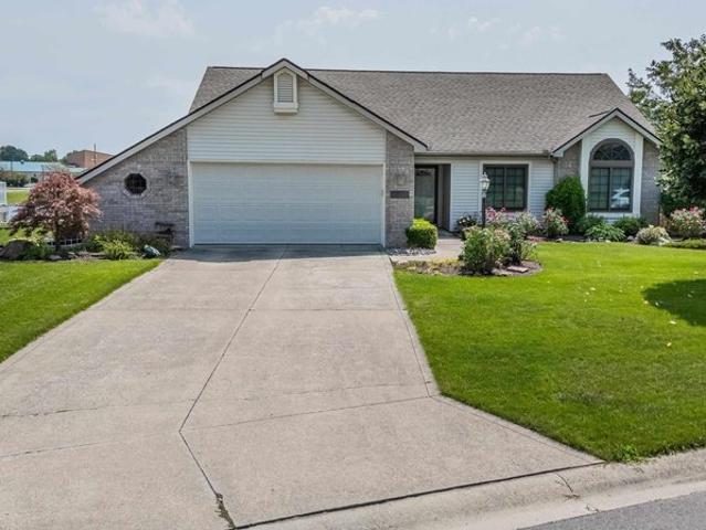 10403 Unita Dr, Fort Wayne, IN 46804