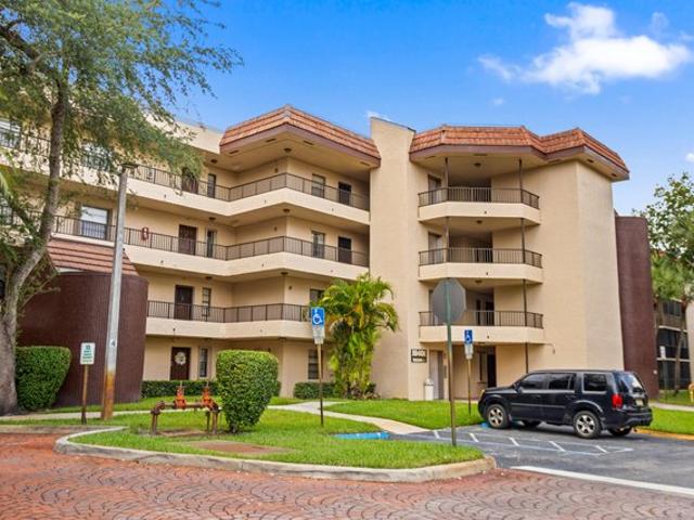 10401 W Broward Blvd Apt 209, Plantation, FL 33324