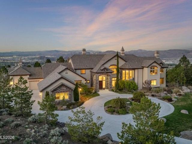10401 Copper Cloud Dr, Reno, NV 89511