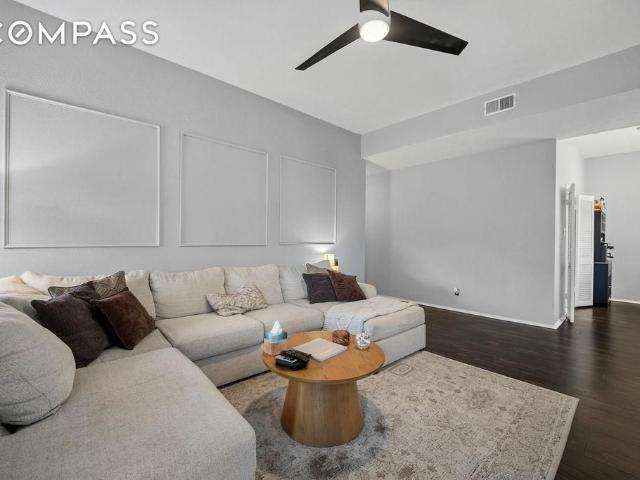 10401 High Hollows Dr 201, Dallas, TX