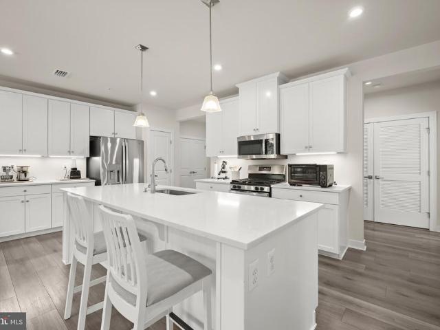 10401 Resort Road # L