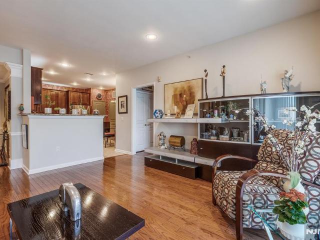 10402 Warrens Way # 4TH FLR/CREDIT