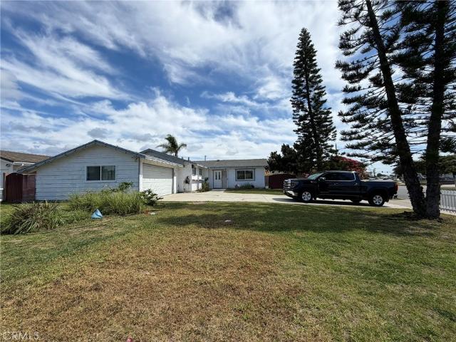 10402 Bowen Cir, Garden Grove, CA 92843 | MLS #OC26086 | Compass