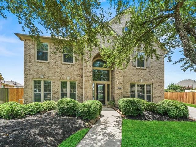 10402 Kingston Creek Ln, Cypress, TX 77433