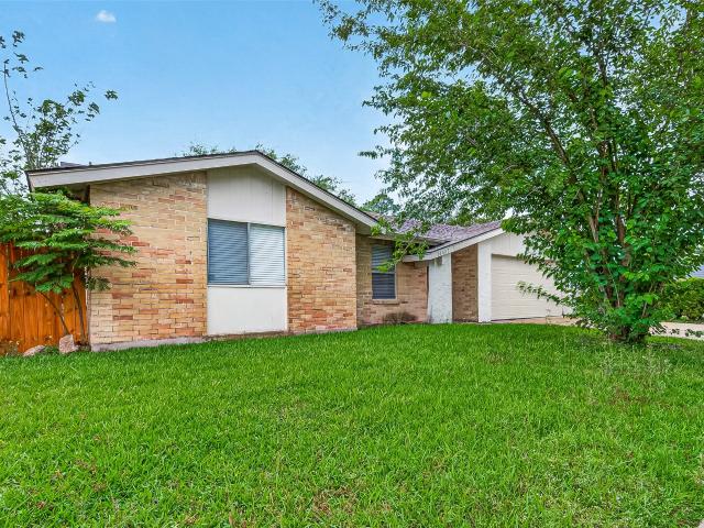 10402 Permian Dr, Sugar Land, TX 77498 | MLS #88346 | Compass