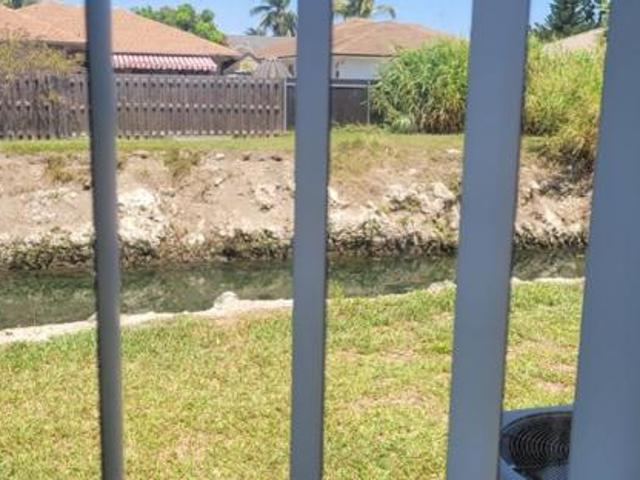 10405 212th St SW #105, Cutler Bay, FL 33189