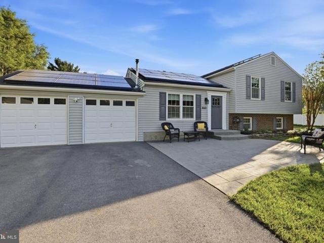 10405 Carlyn Ridge Rd, Damascus, MD 20872