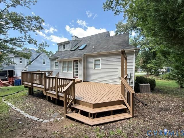 10405 Gibsons Landing Drive