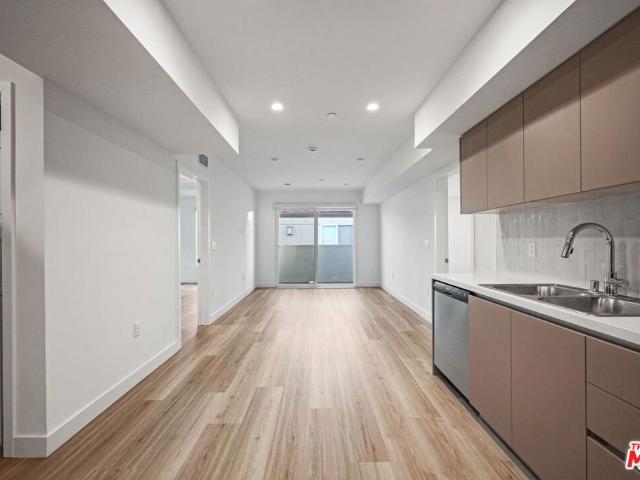 10405 Louisiana Avenue 403