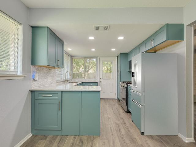 10405 Quail Ridge Dr
