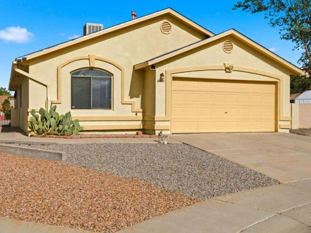 10405 Sky Trail Ct NW, Albuquerque, NM 87114