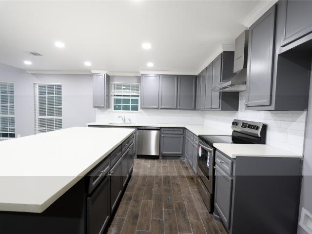 10406 Townhall Lane