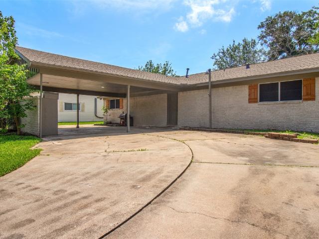 10406 Winding Trail Road