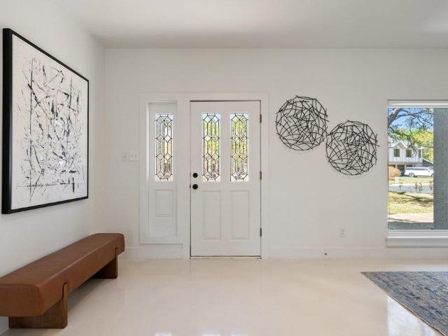 10408 Loring Dr