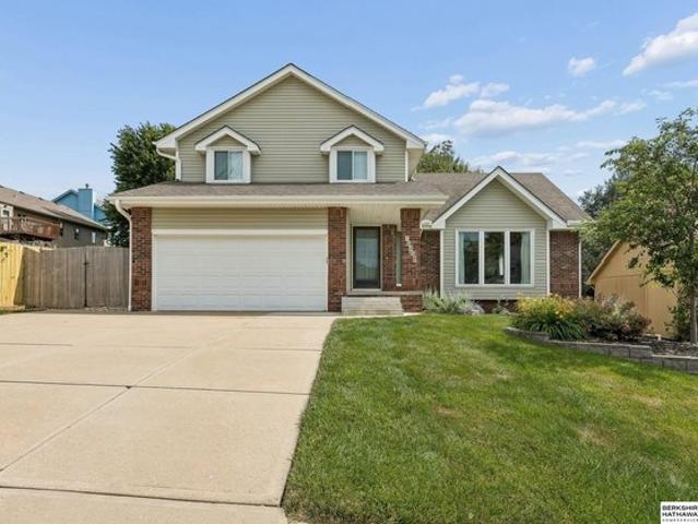 10409 Newport Ave, Omaha, NE 68122