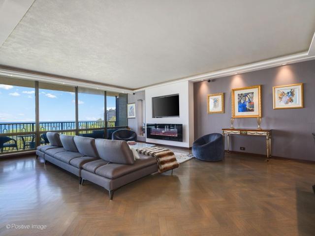 1040 N Lake Shore Drive # 7C