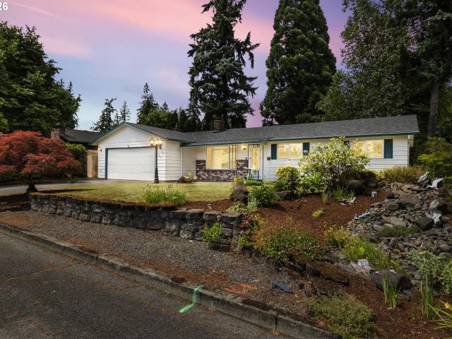 1040 NE 12TH PL