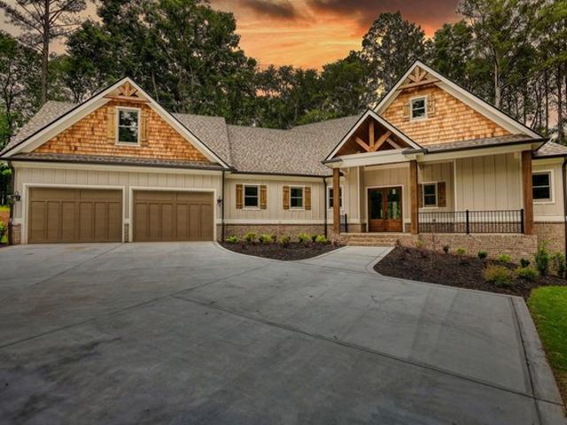 1040 Oak Valley Rd, Greensboro, GA 30642